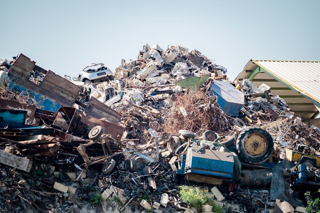 Scrap Metal Prices Singapore 2026 — Live LME Rates | Molten Steel